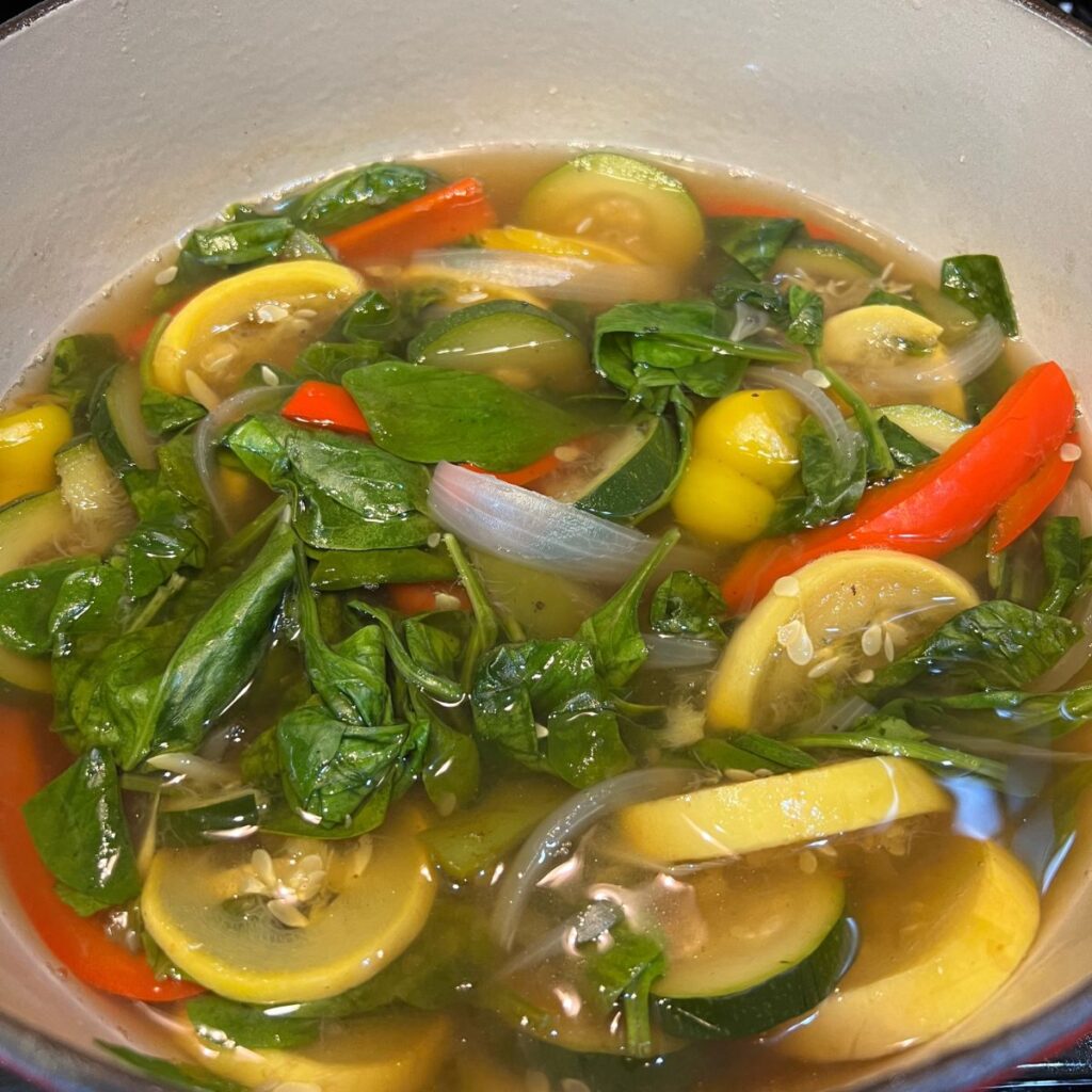 Easy Yellow Squash Zucchini Spinach Soup Recipe - SueSeaQPI
