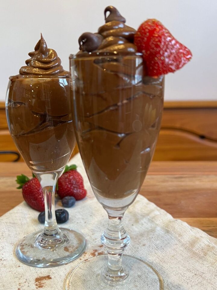 Easy WW Chocolate Fluff Mousse Dessert Recipe - SueSeaQPI